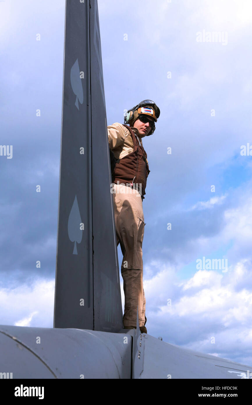 U s marine corps released vmm 266 aircraft hi-res stock photography and ...