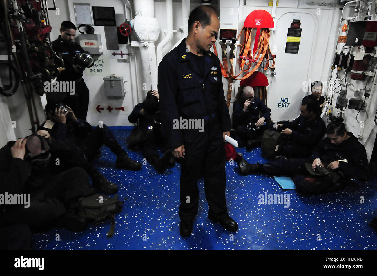 U.S. Navy Chief Electrician's Mate Hilario Gudez observes Sailors ...