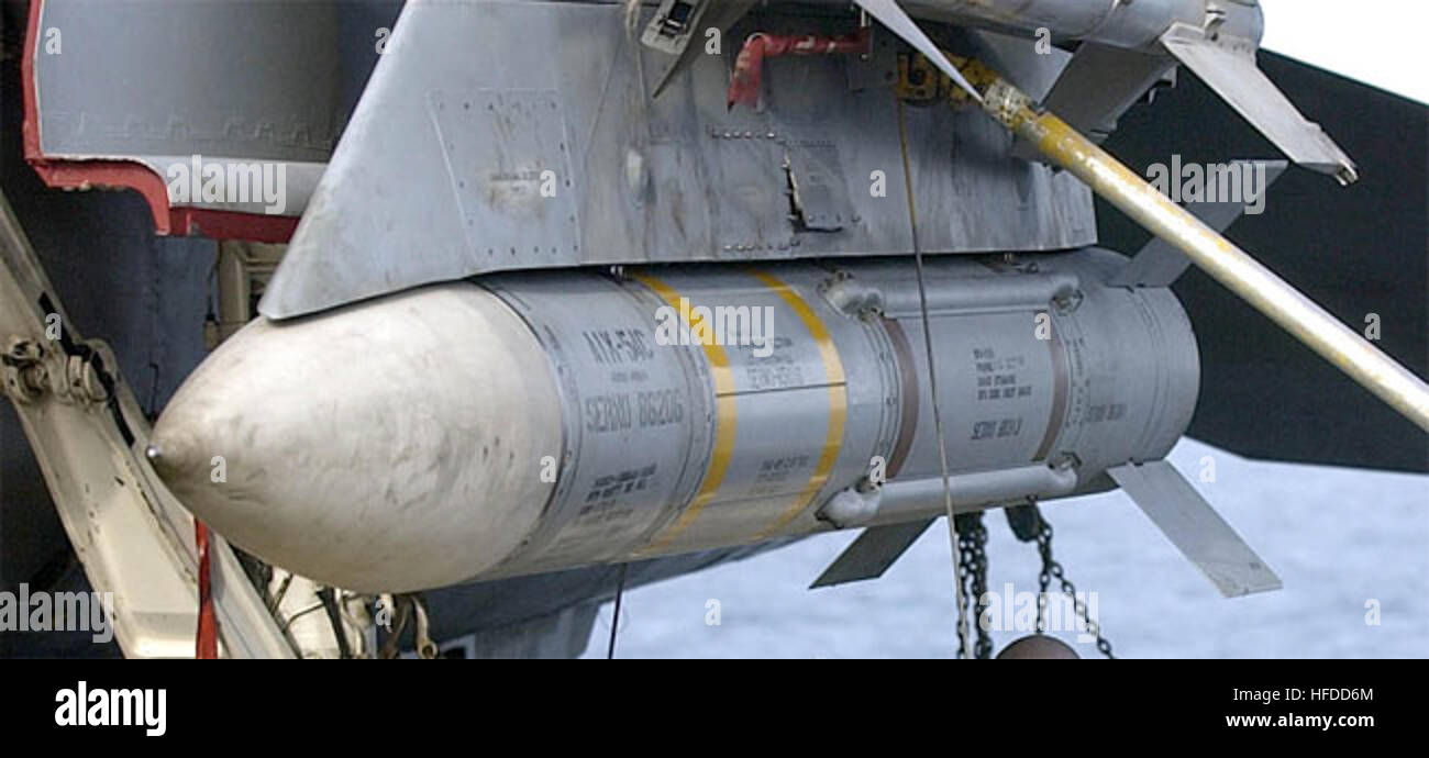 AIM-54 Phoenix cropped Stock Photo - Alamy