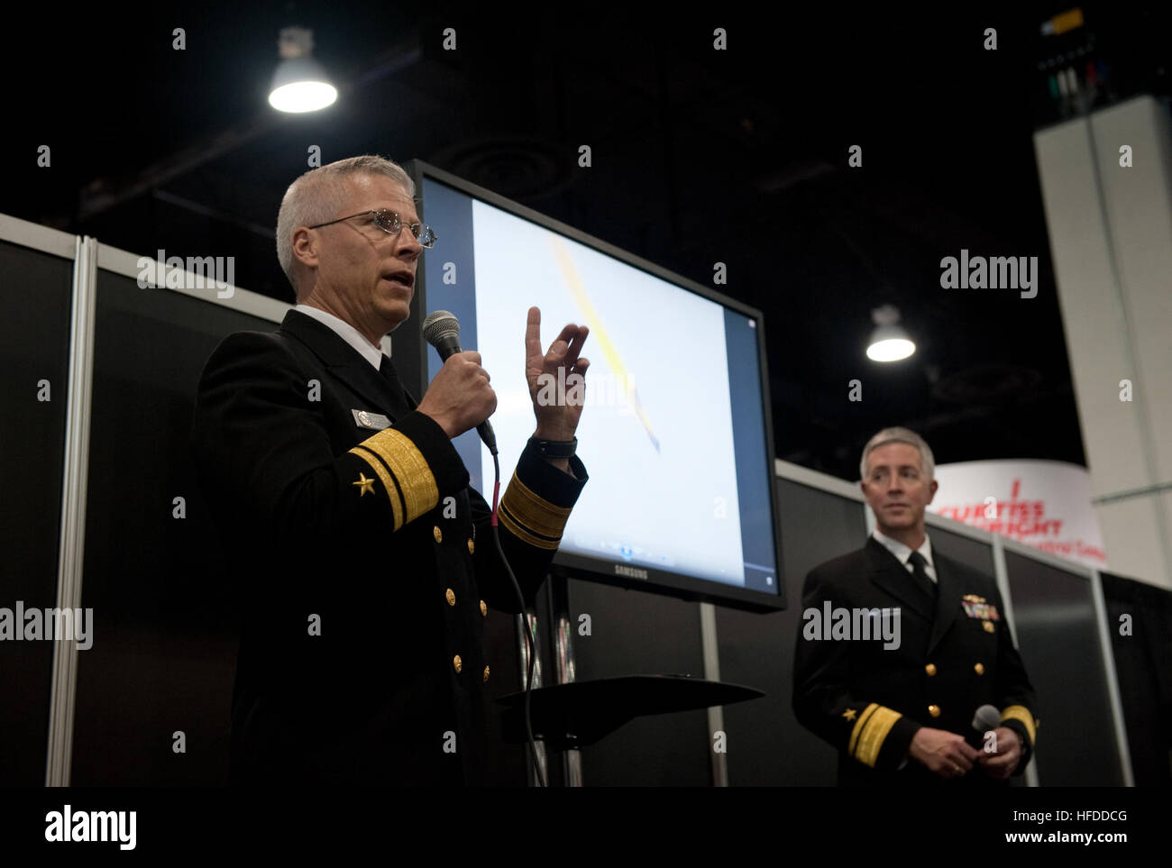 Afloat forward staging base interim uss ponce hi-res stock photography ...