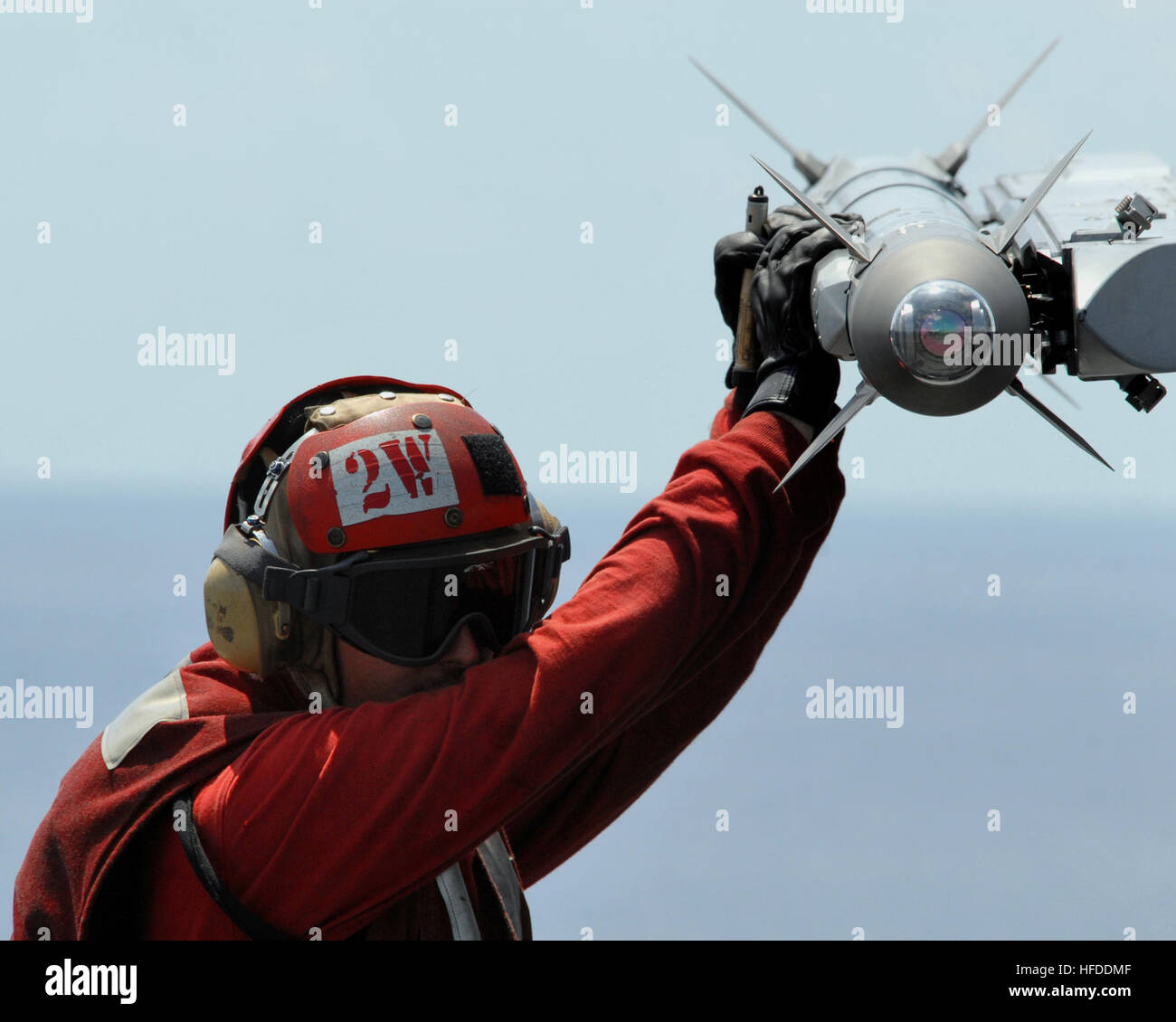 Mount aim 9 sidewinder hi-res stock photography and images - Alamy