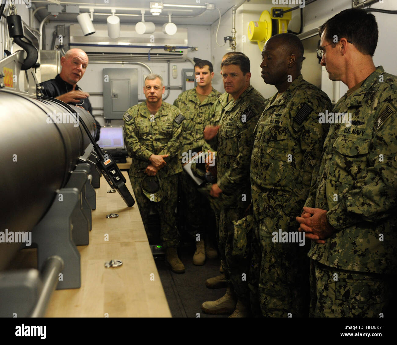 Jack Crosby, left, assigned to the MK18 Mod 2 Unmanned Underwater ...