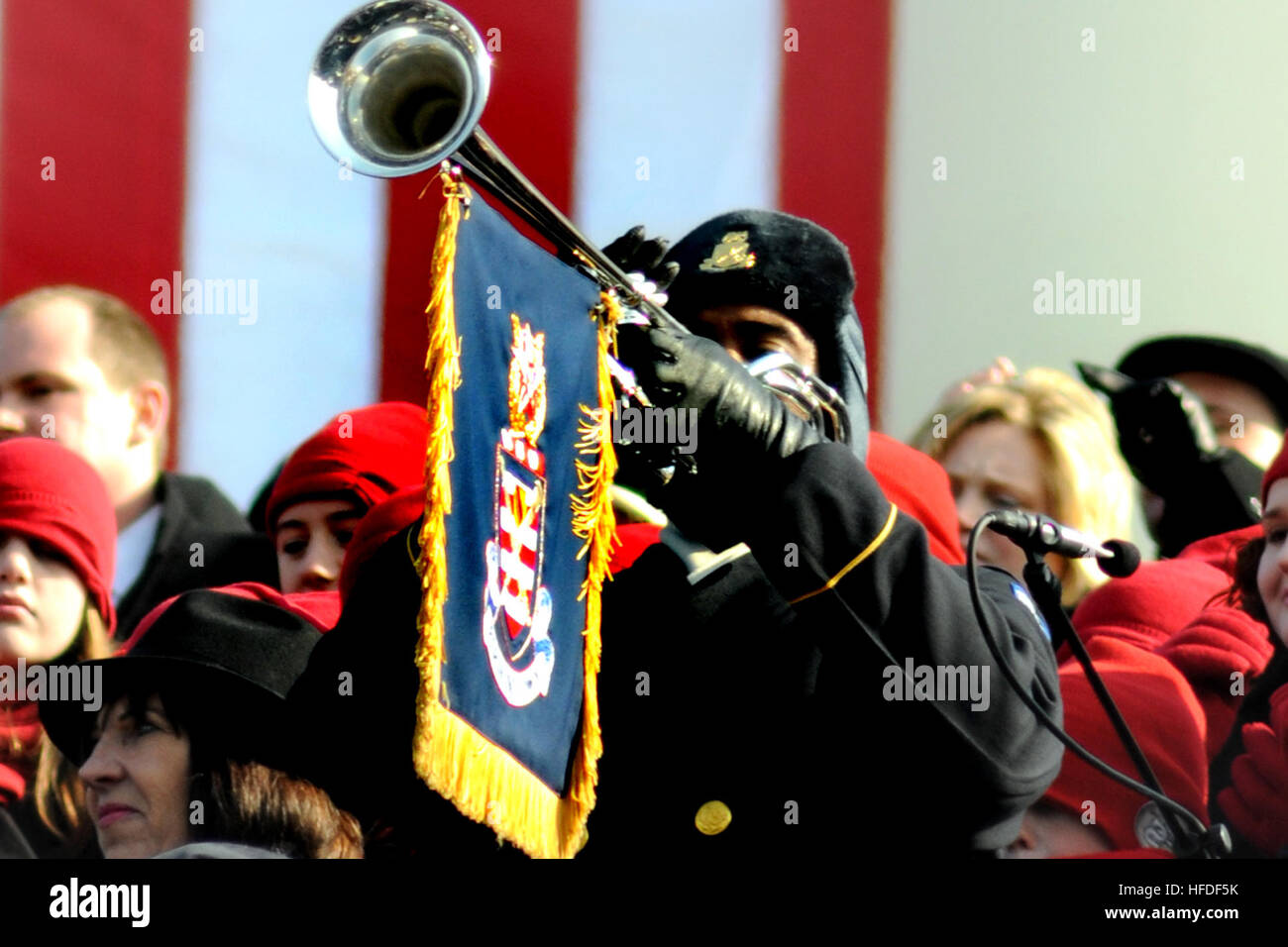 Military trumpeter hi-res stock photography and images - Alamy