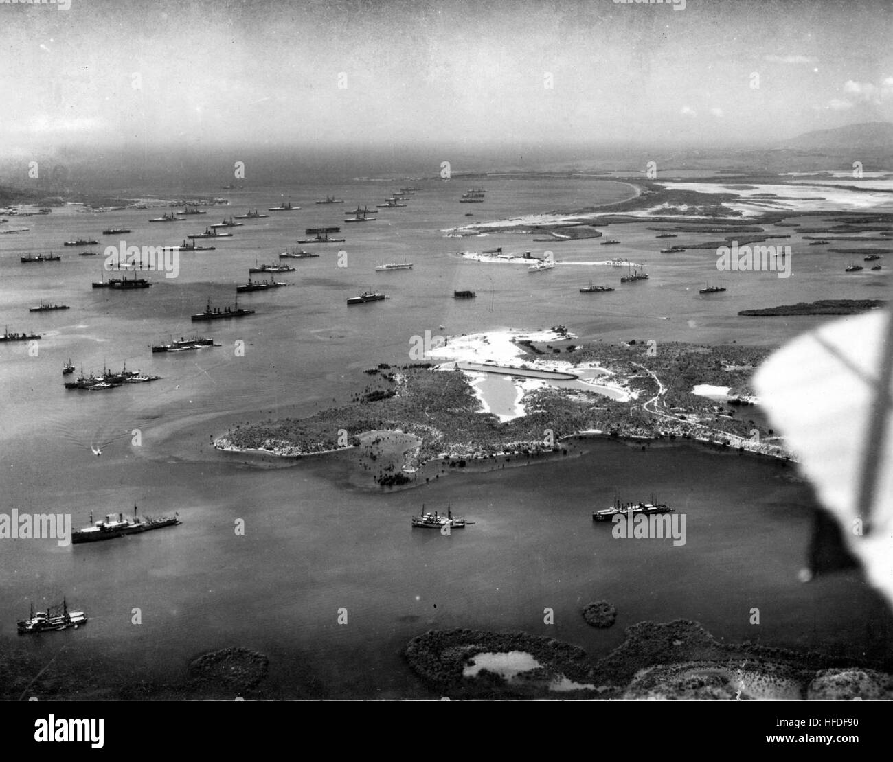 Cavalry regiment soldiers from Black and White Stock Photos & Images ...