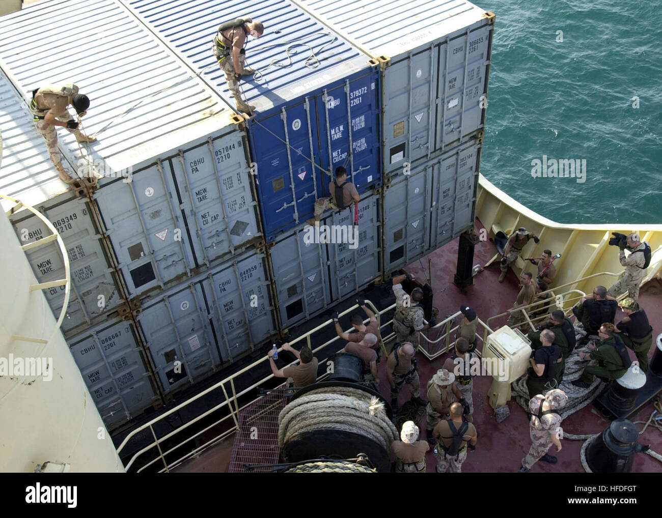 001107-N-4790M-007 Arabian Gulf (Nov. 5, 2000) -- Sailors aboard the ...
