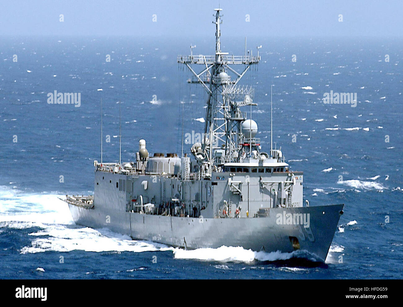 Uss doyle ffg 39 hi-res stock photography and images - Alamy