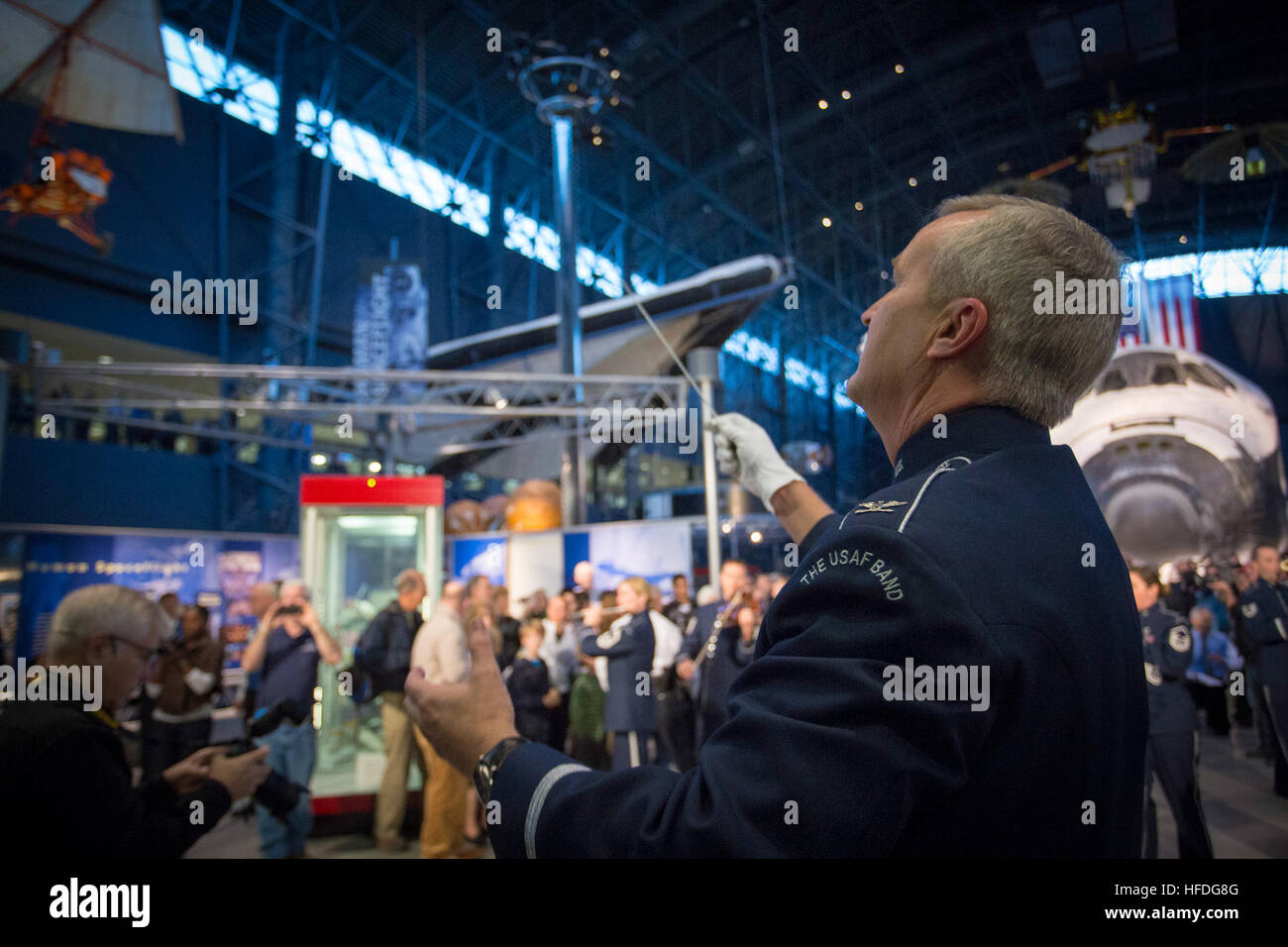 Col larry h lang hi-res stock photography and images - Alamy