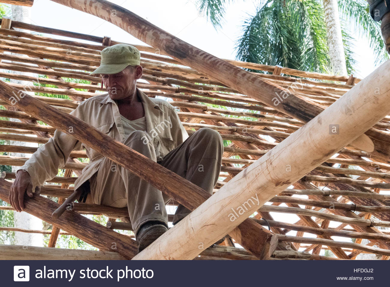 Unsafe Work Practice Stock Photos & Unsafe Work Practice Stock Images ...