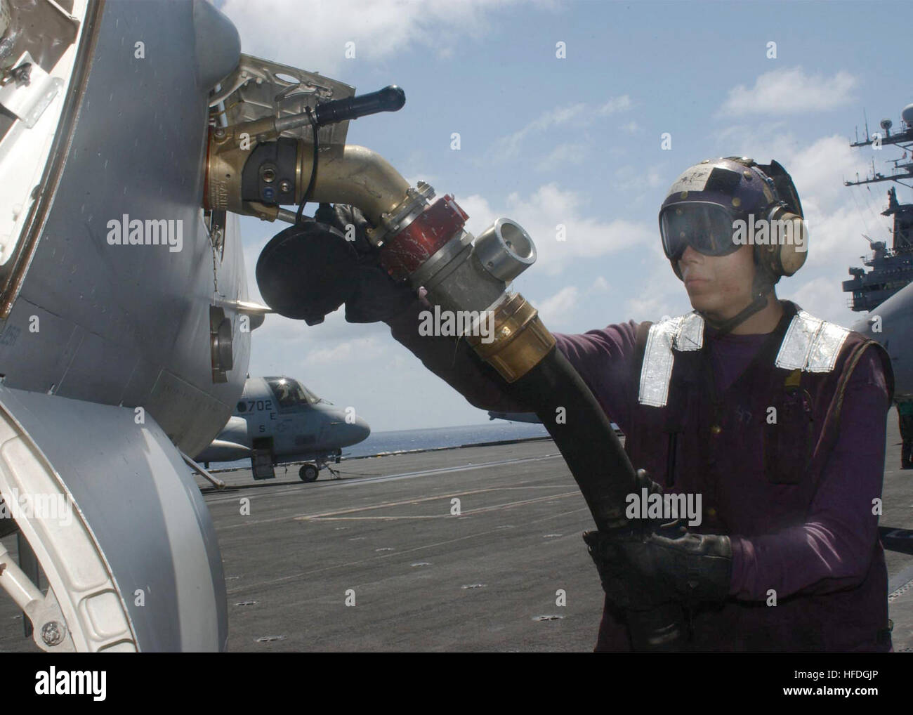 020417-N-4748O-001 At sea aboard USS George Washington (CVN 73) Apr. 17 ...