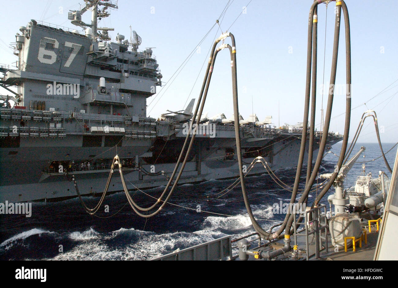 Uss seattle aoe 3 hi-res stock photography and images - Alamy