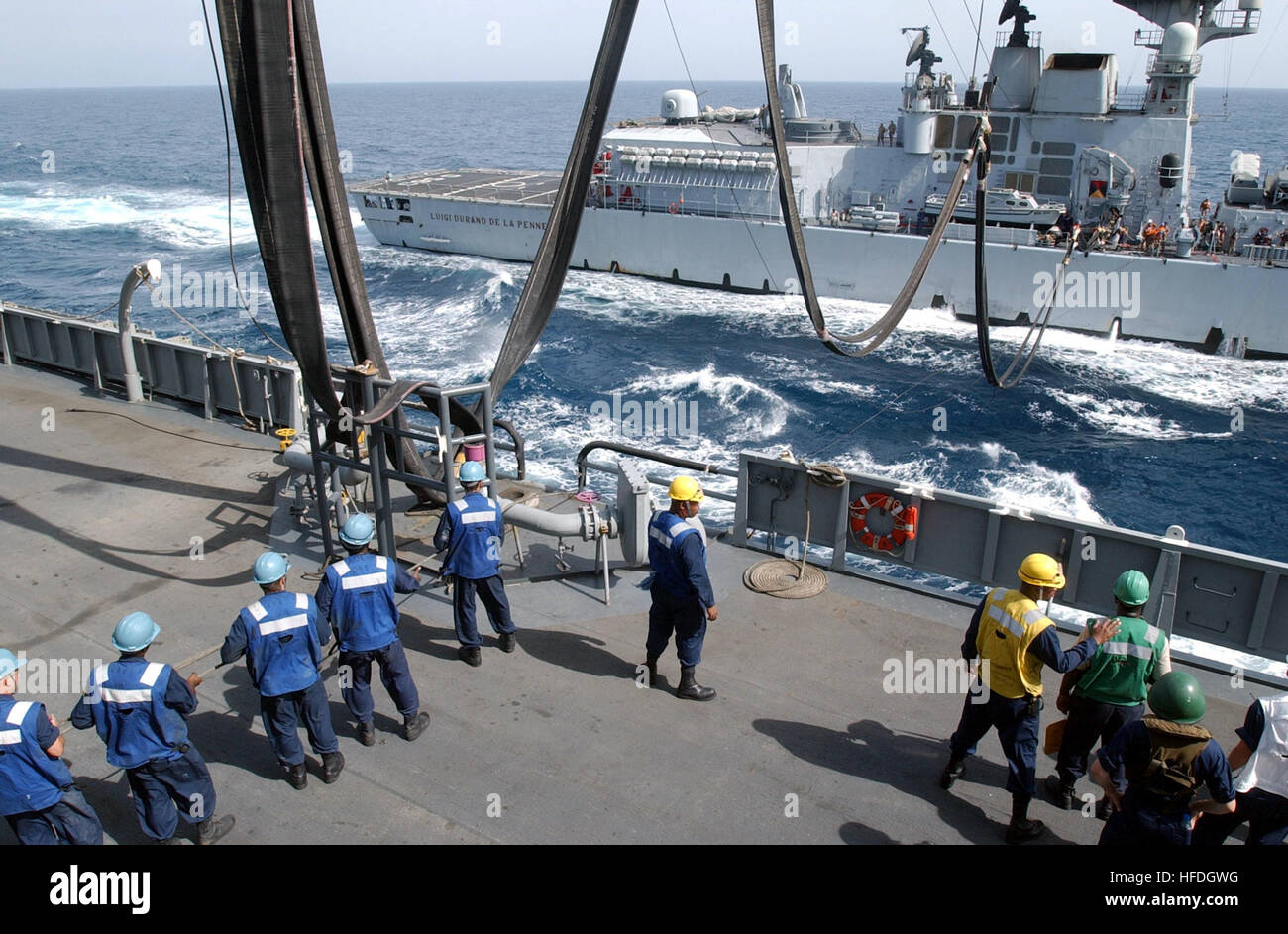 Uss seattle aoe 3 hi-res stock photography and images - Alamy