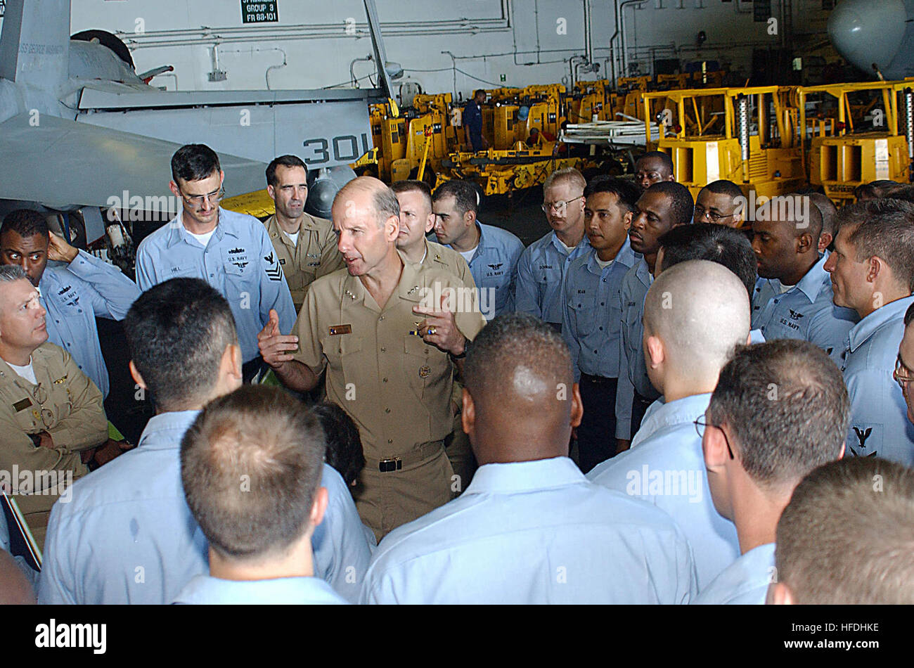 020806-N-6268K-002 At sea aboard USS George Washington (CVN 73) Aug. 6 ...