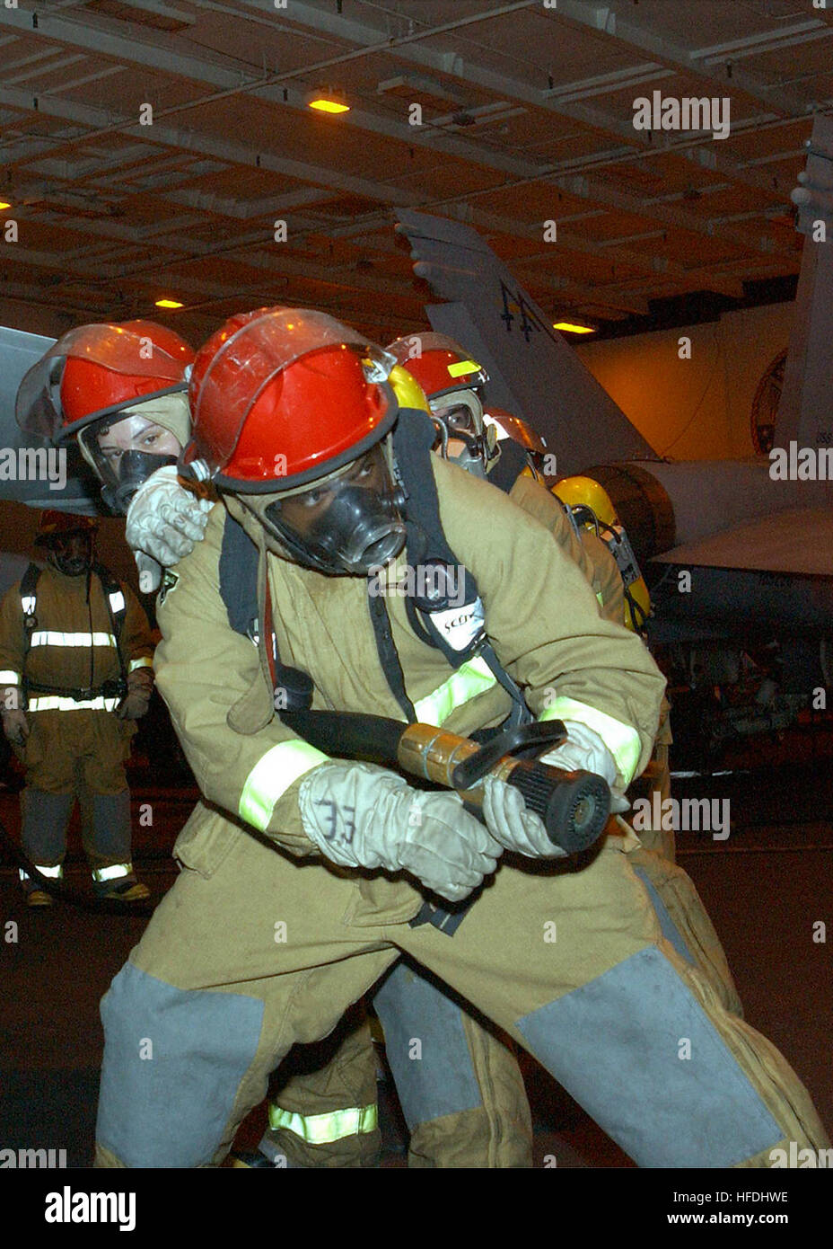 Fire george washington cvn 73 firefighting hi-res stock photography and ...