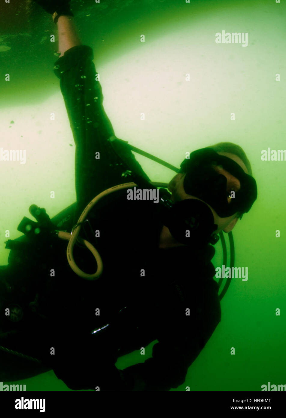 Navy diver 2nd class ryan hi-res stock photography and images - Alamy