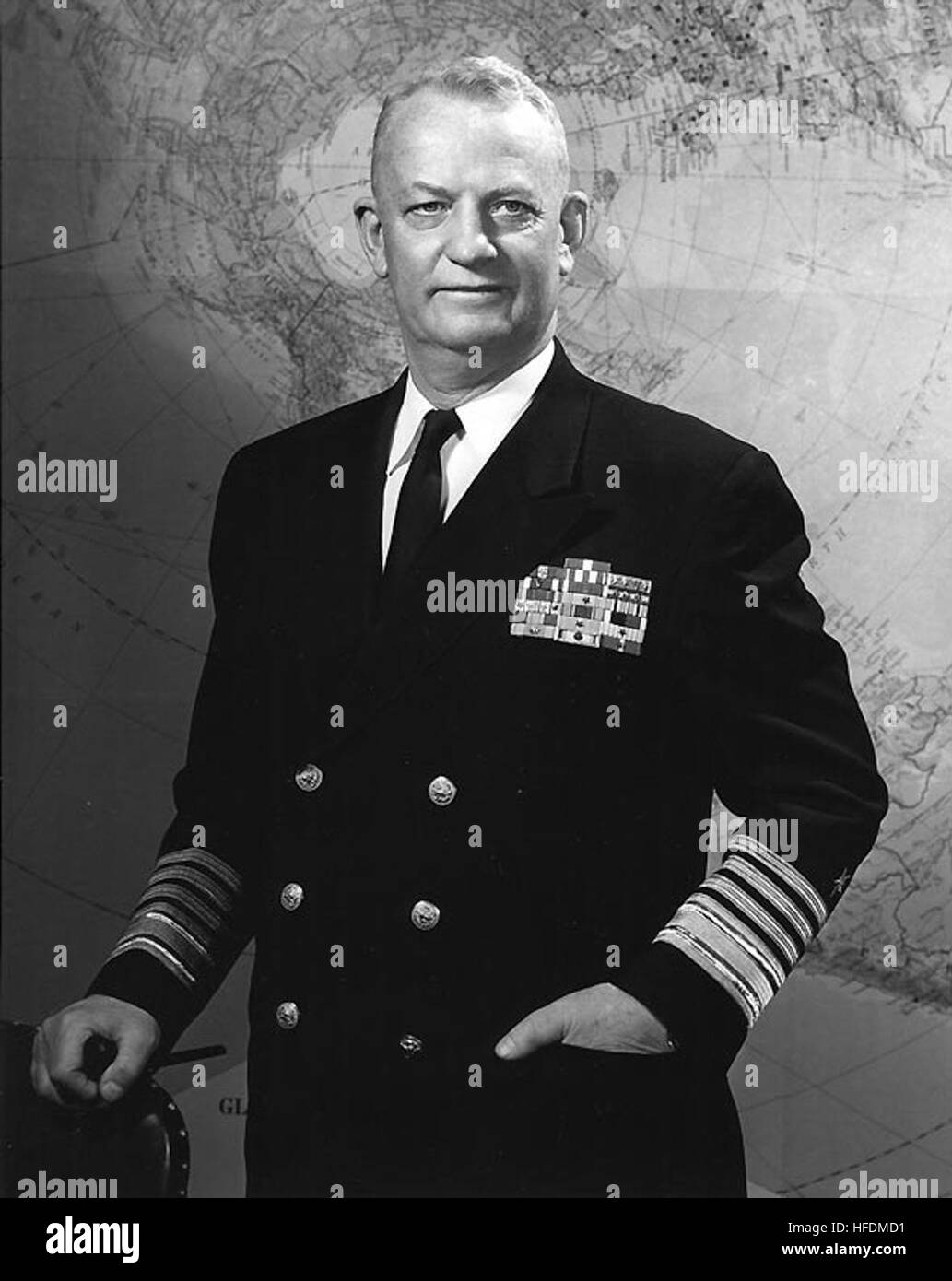 Arleigh burke Black and White Stock Photos & Images - Alamy