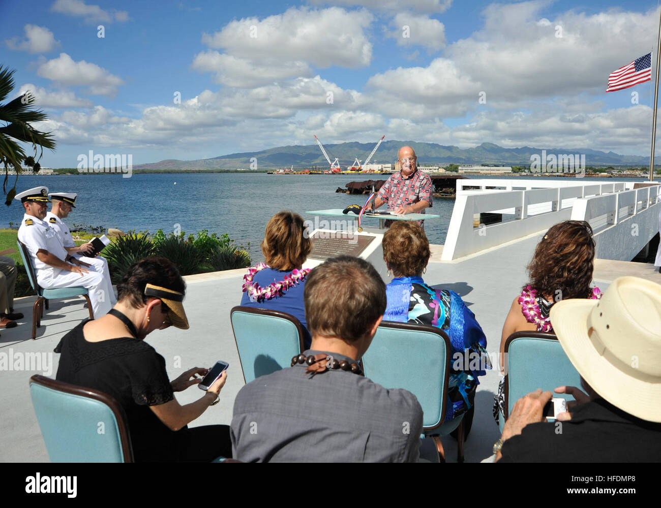 Retired Master Chief Yeoman JamesTaylor, Pearl Harbor survivor liaison ...