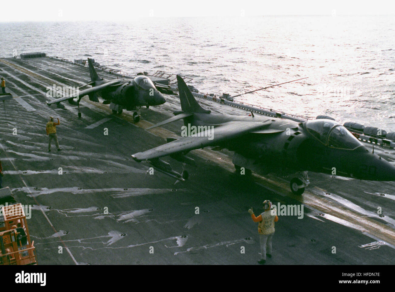 Uss inchon hi-res stock photography and images - Alamy