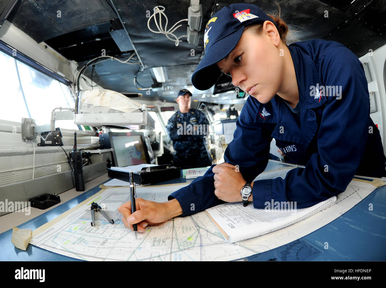 PACIFIC OCEAN (July 15, 2013) Quartermaster 3rd Class Lisa Hutchins ...