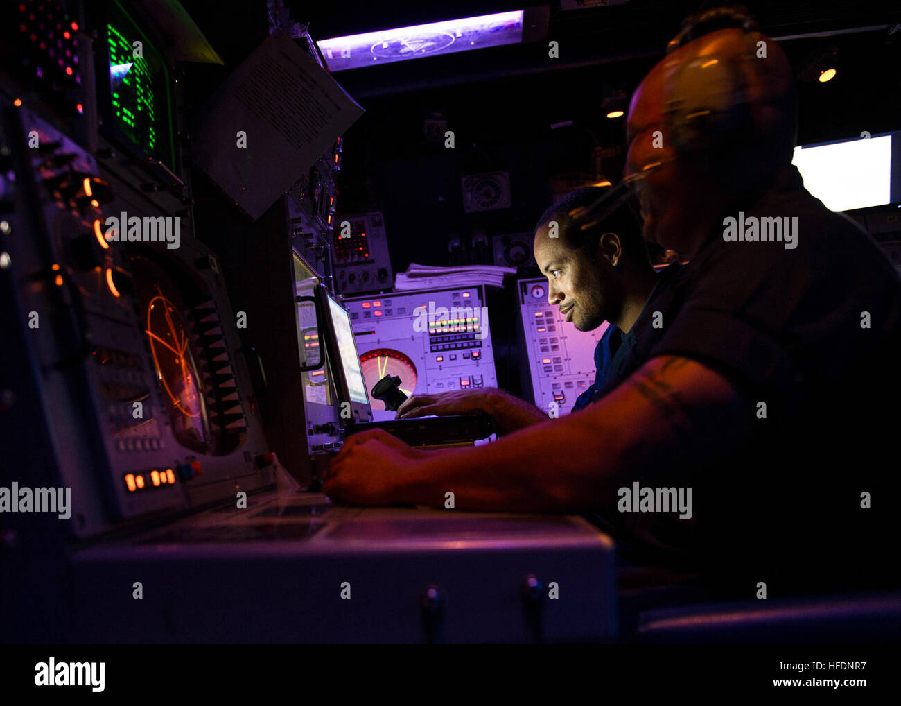 ARABIAN SEA (Oct. 15, 2016) Fire Controlman 1st Class Edward Deguzman ...