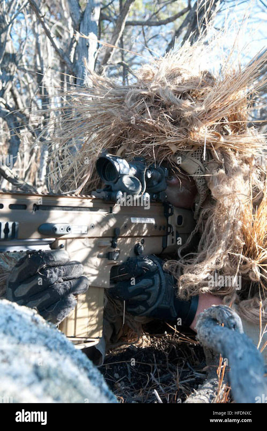 U s navy seal operator hi-res stock photography and images - Alamy