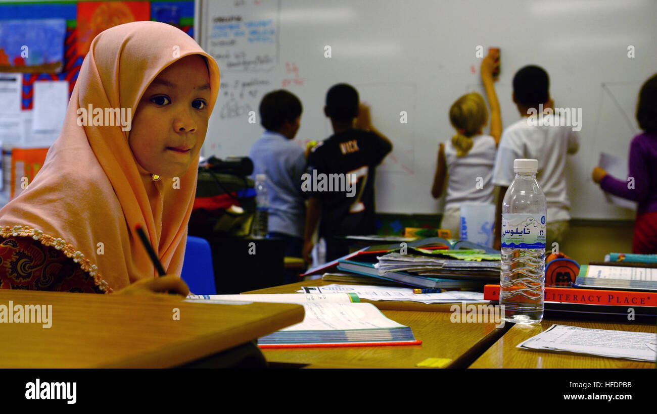 World cultures classroom hi-res stock photography and images - Alamy