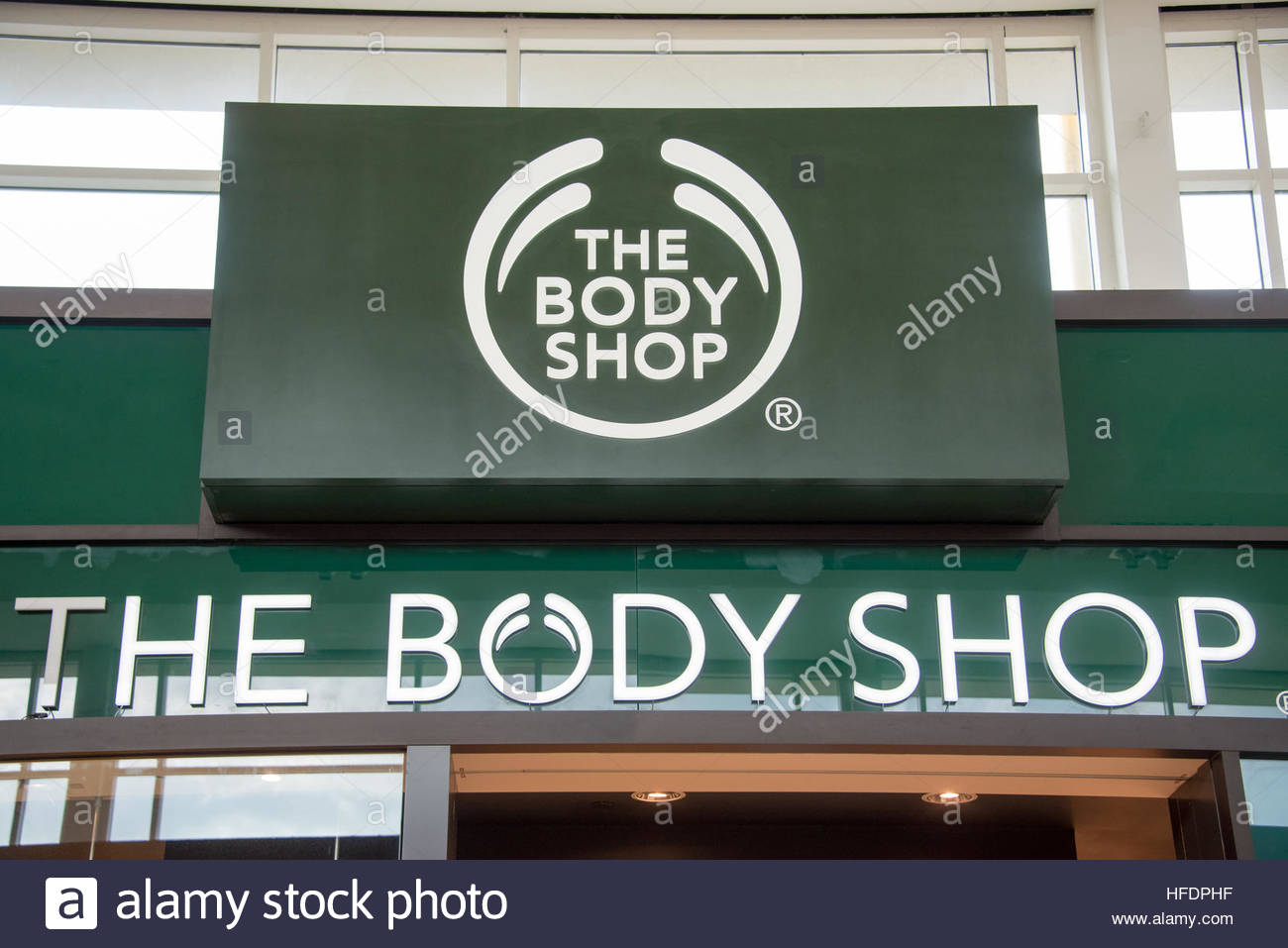 The Body Shop Front Stock Photos & The Body Shop Front Stock Images - Alamy