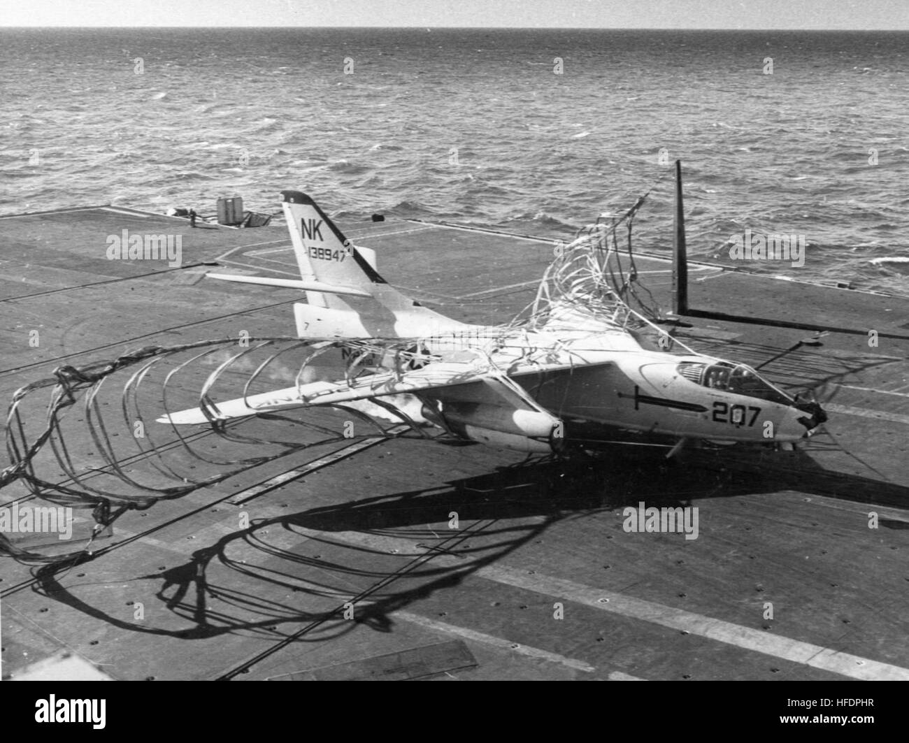 Barrier crash of A-3B of VAH-10 on USS Constellation (CVA-64) 1963 ...