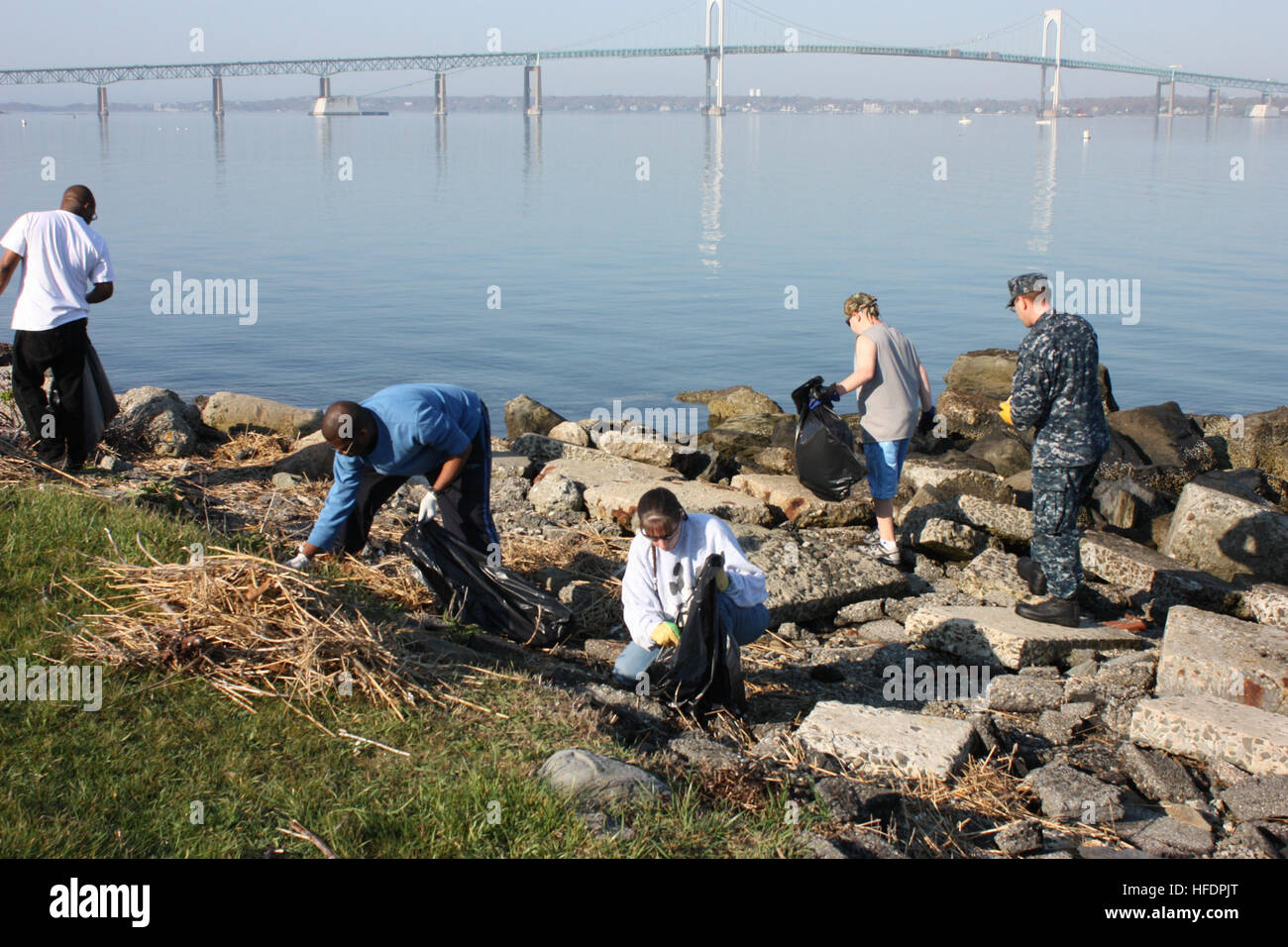 Personnel from the Surface Warfare Officers School Command and the ...