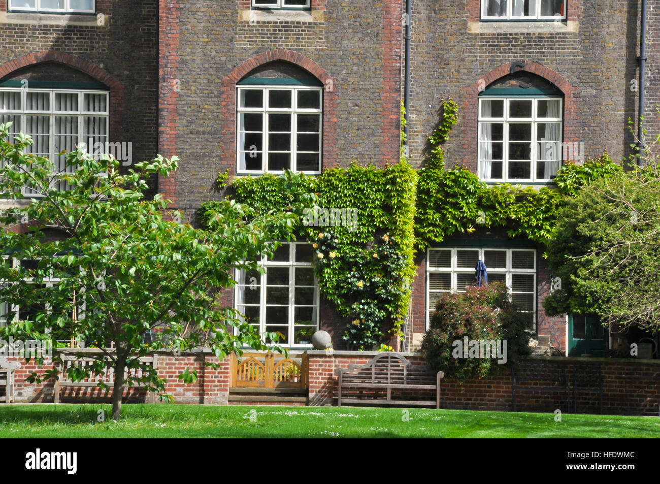 British architecture residential design Stock Photo - Alamy