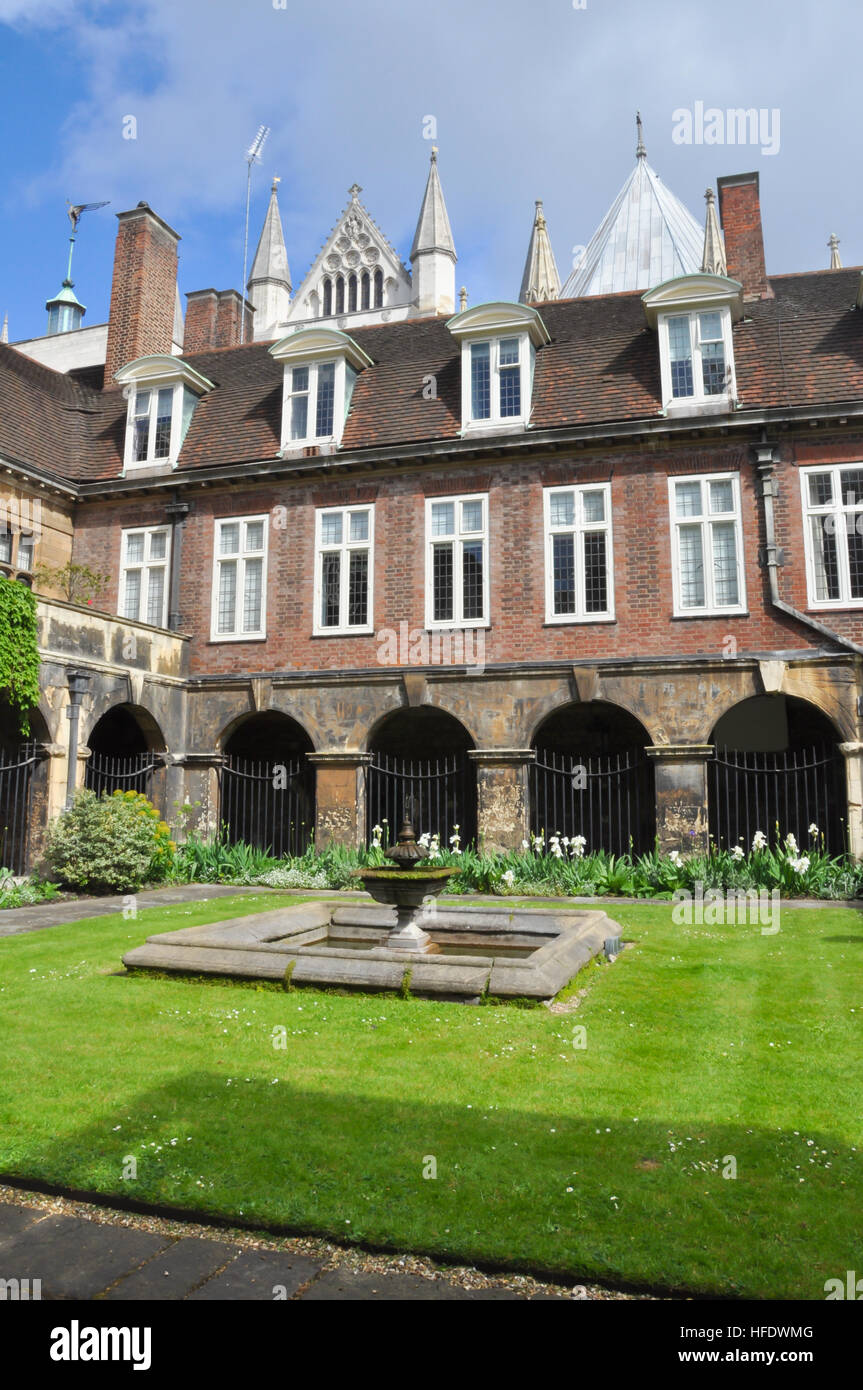 British architecture residential design Stock Photo - Alamy