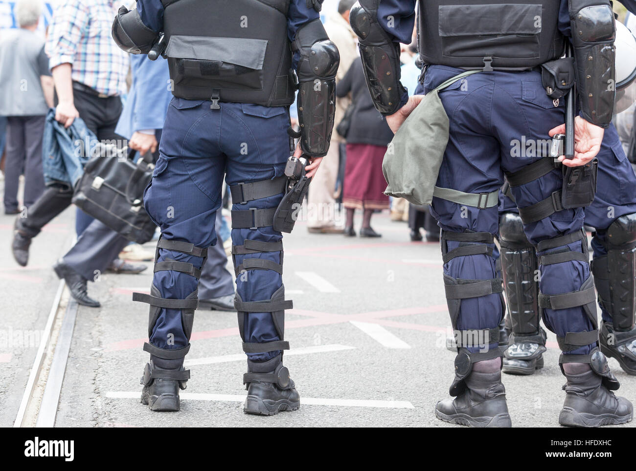 Emergency law hi-res stock photography and images - Alamy