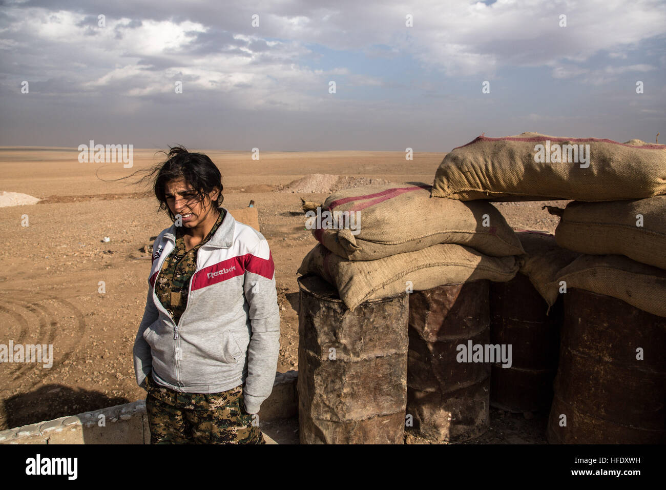 Going to Raqqa - 23/12/2016 - Syria - SYRIA ROJAVA / Portrait of a YPJ ...