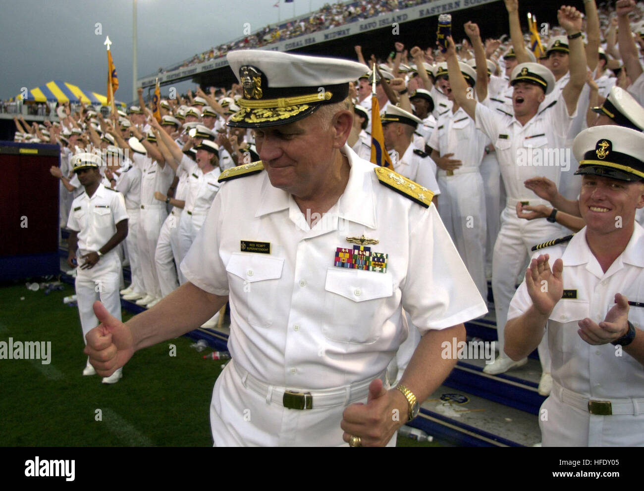 030830-N-6157F-001 Annapolis, Md. (Aug 30, 2003) -- Naval Academy ...