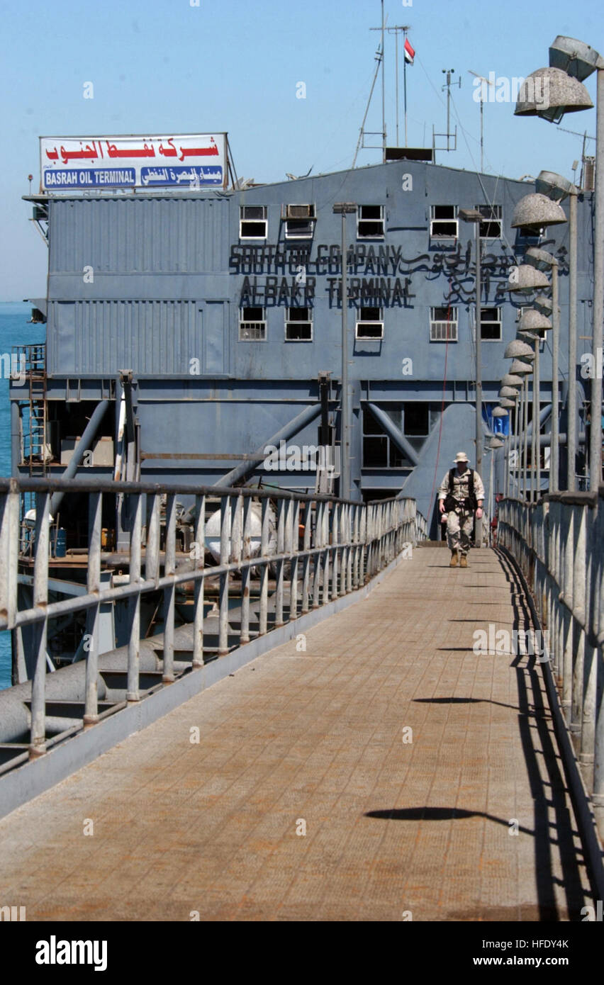 Al basrah oil terminal abot hi-res stock photography and images - Alamy