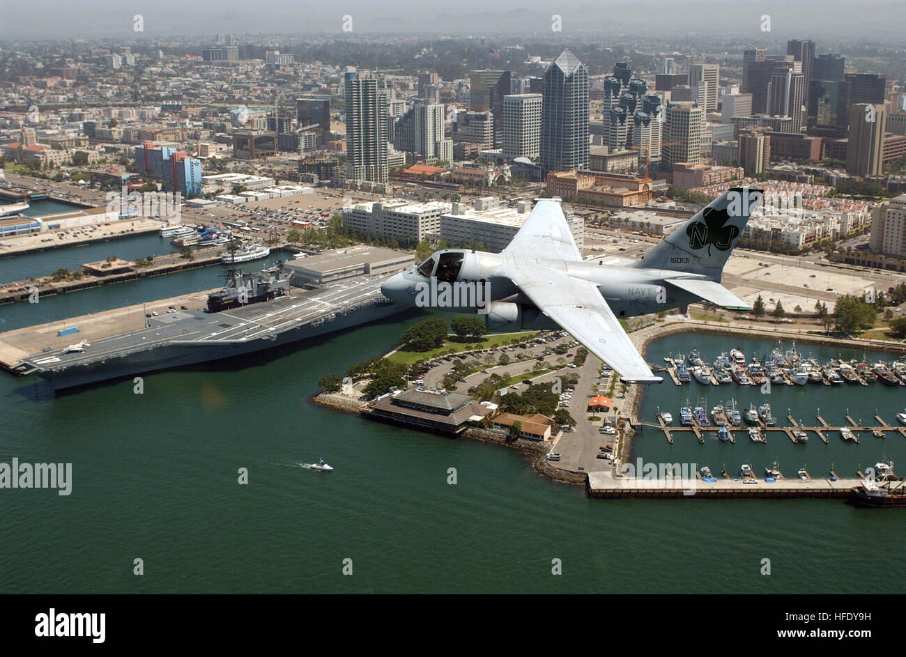 Sea control squadron 41 s3 viking hi-res stock photography and images ...