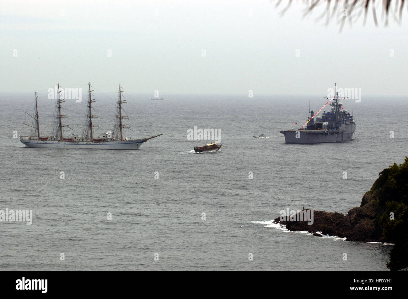 Commodore matthew perry ship hi-res stock photography and images - Alamy