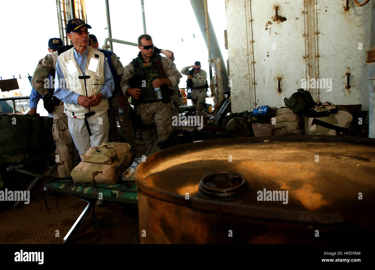 Al basrah oil terminal hi-res stock photography and images - Alamy