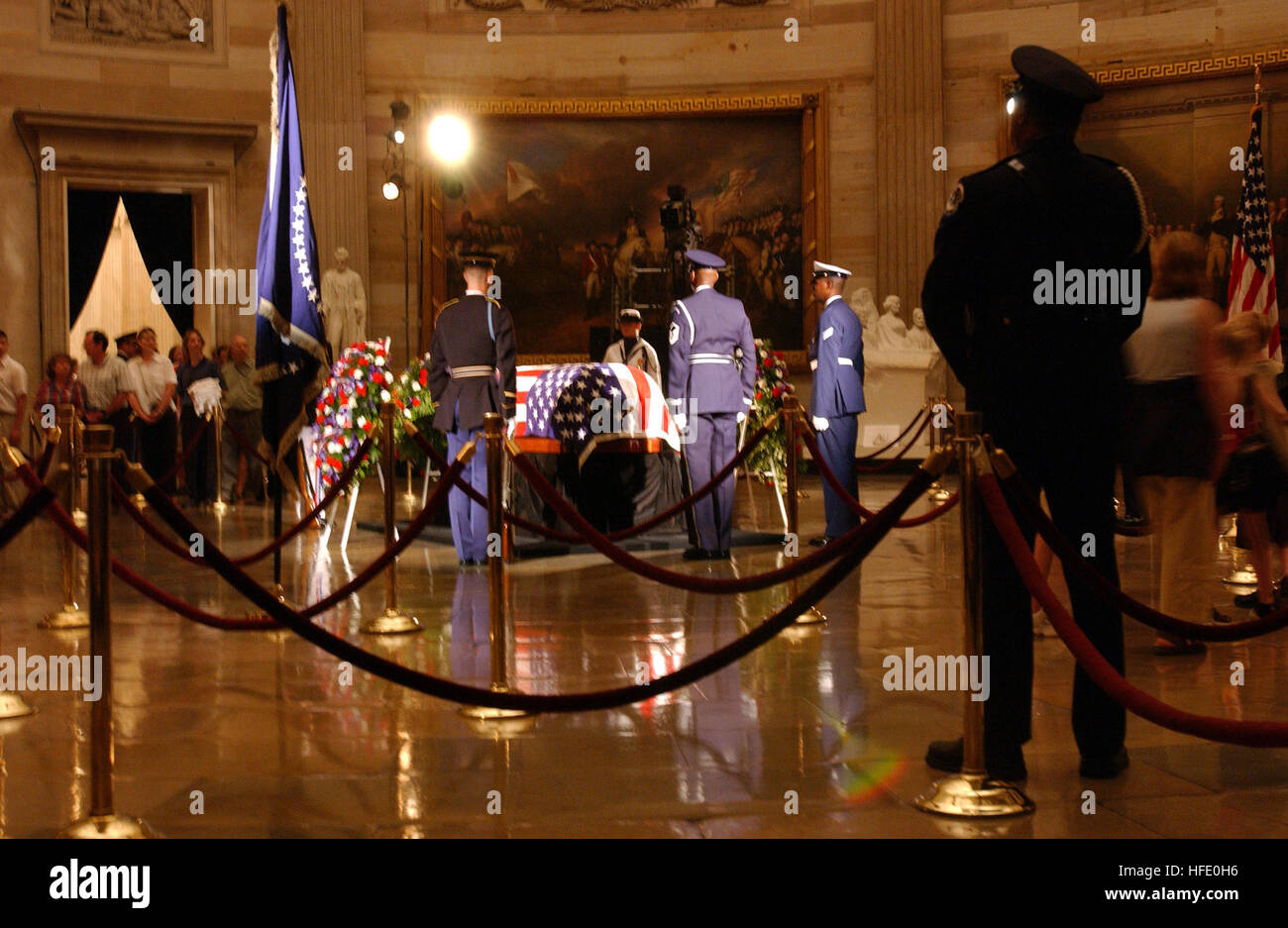 Reagan funeral rotunda hi-res stock photography and images - Alamy