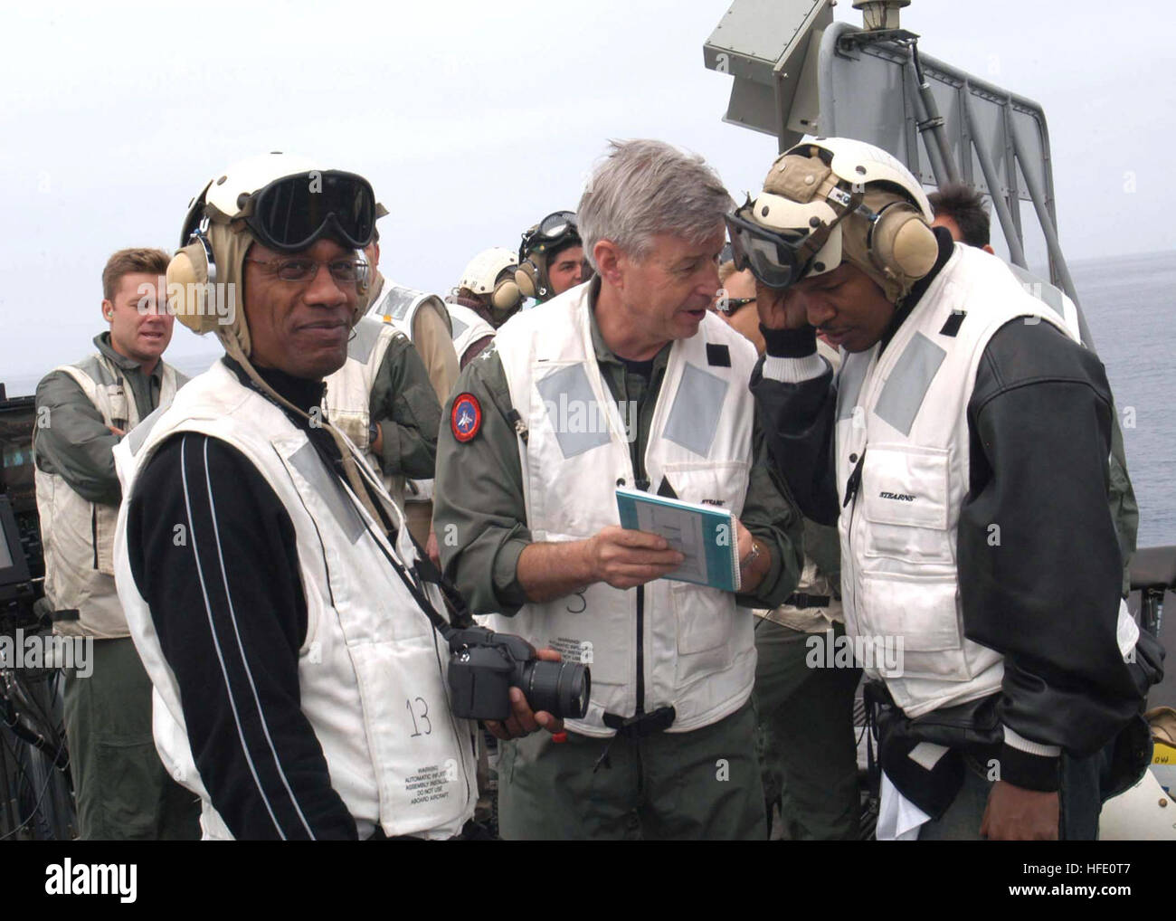 Landing signal officer lso hi-res stock photography and images - Alamy