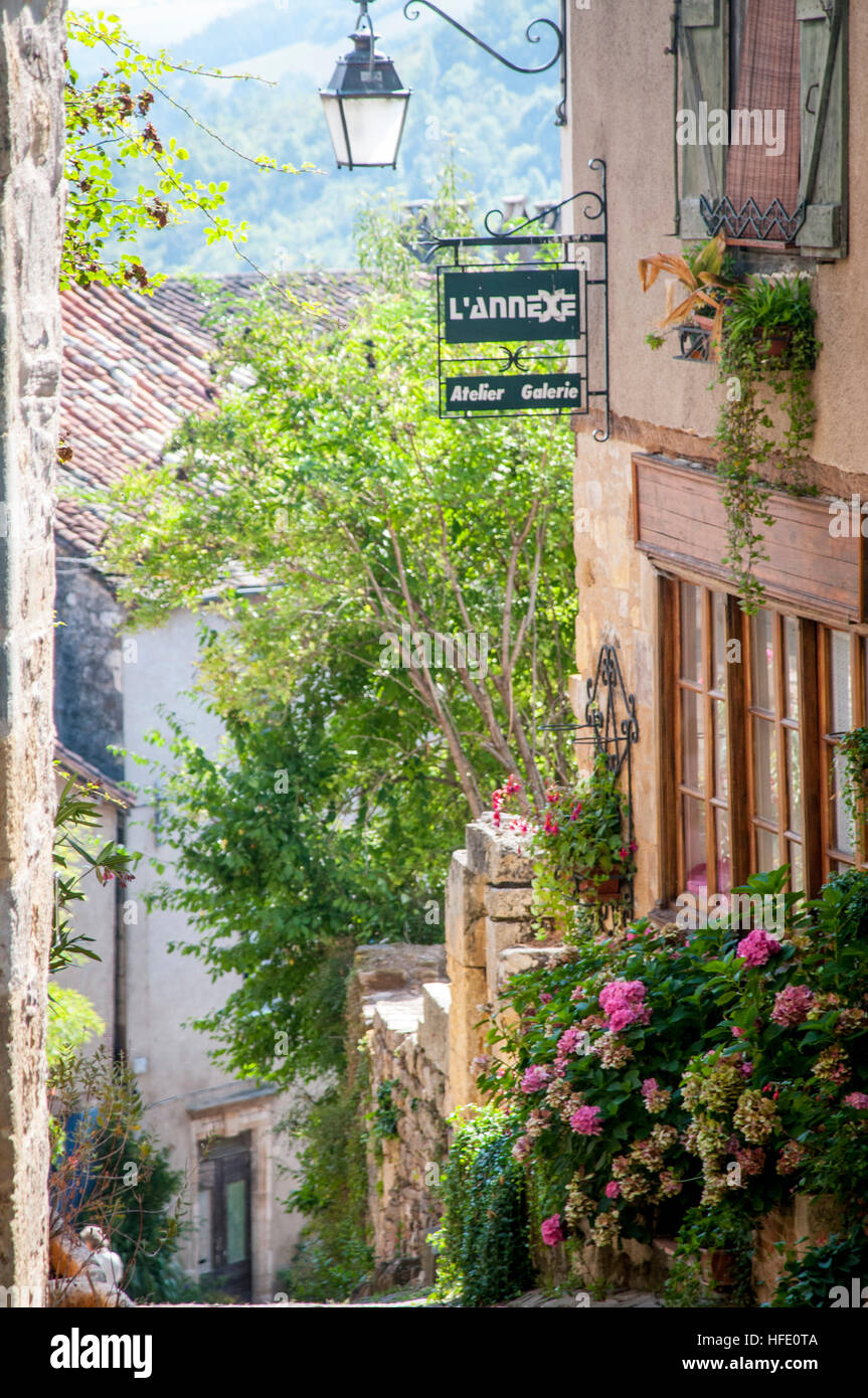 Corde sur ciel hi-res stock photography and images - Alamy