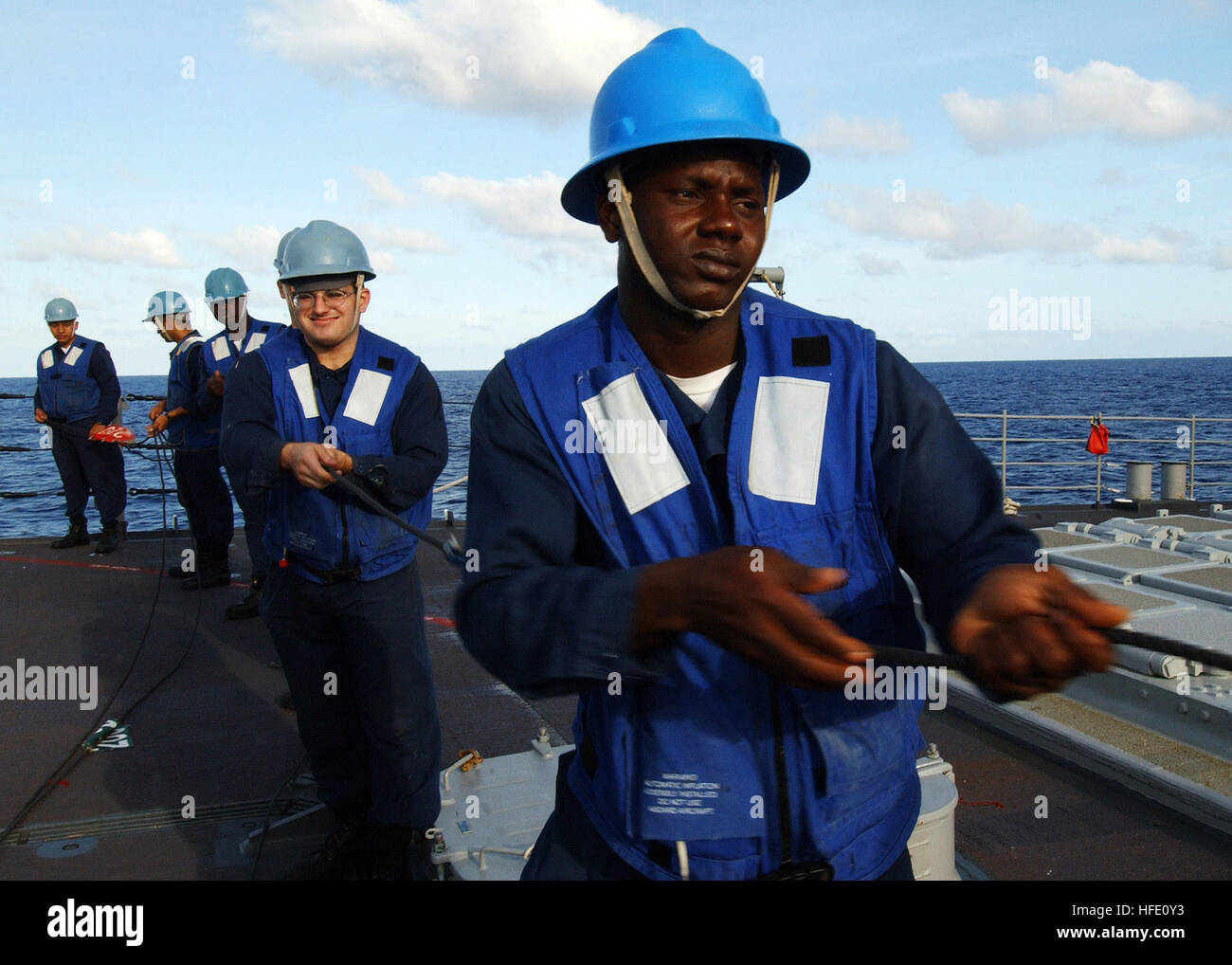 Uss seattle aoe 3 hi-res stock photography and images - Alamy