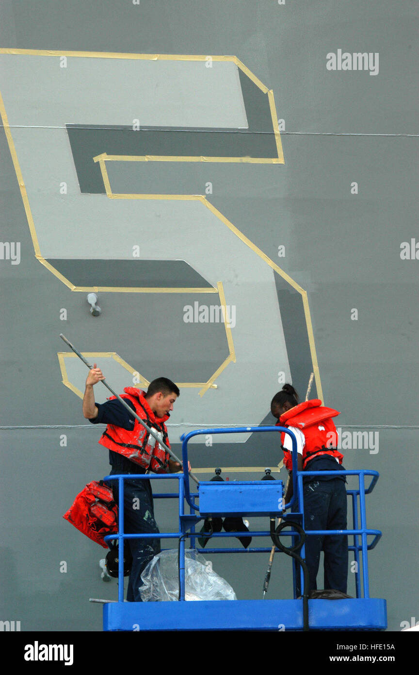 040622-N-4104L-020 Muara, Brunei Darusalam (June 22, 2004) - Seaman ...