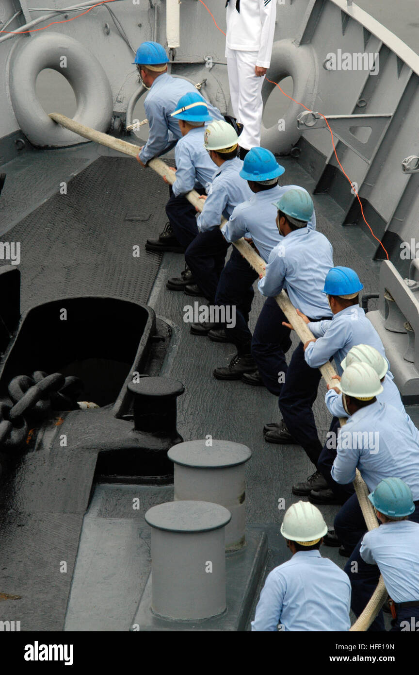 Uss sacramento aoe 1 hi-res stock photography and images - Alamy