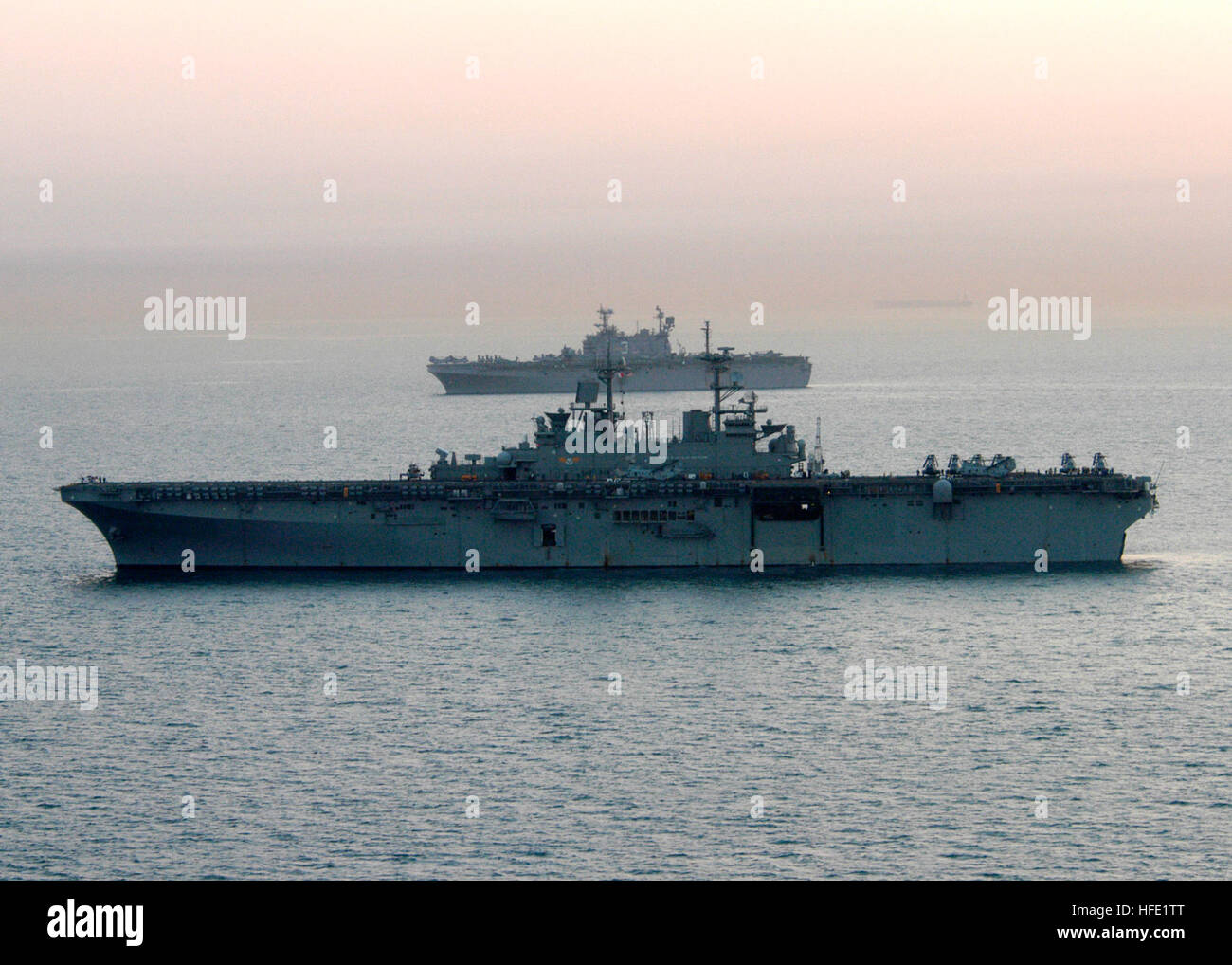 Gulf war kuwait navy hi-res stock photography and images - Alamy