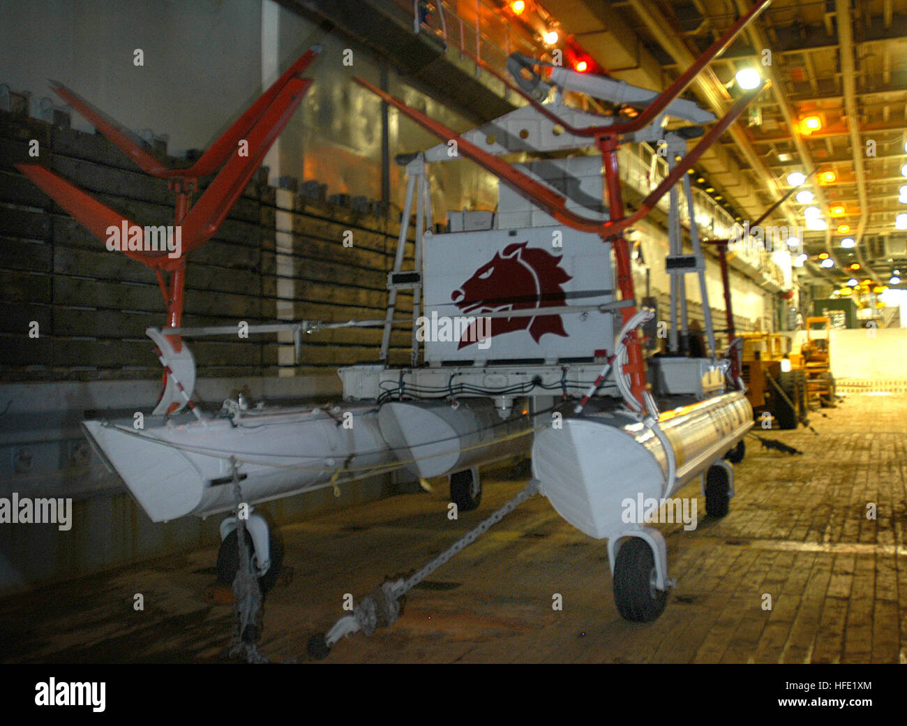 040707-N-4304S-010 Pacific Ocean (July 7, 2004) - The MK-105 Magnetic ...