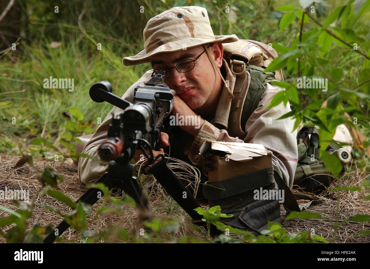 M 240 gulf machine gun hi-res stock photography and images - Alamy