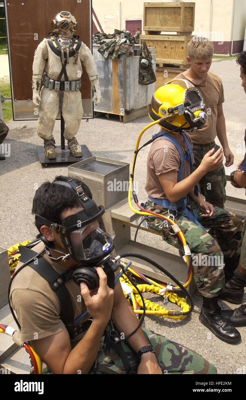 U s naval sea cadets hi-res stock photography and images - Alamy