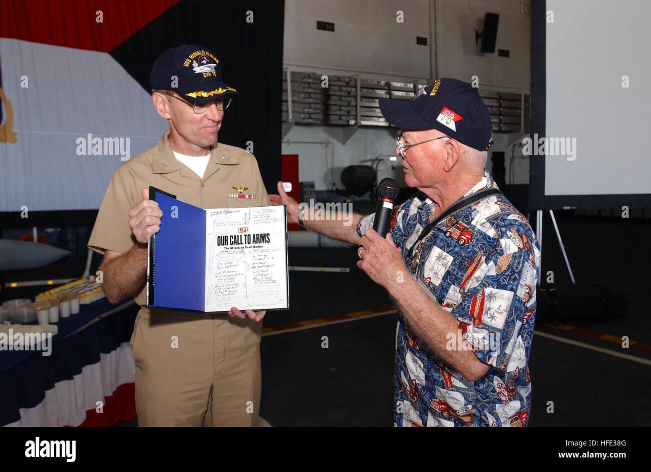 Pearl harbor 76 hi-res stock photography and images - Alamy
