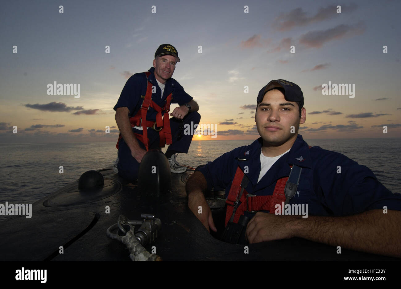 040815-N-6811L-173 Pacific Ocean (Aug. 15, 2004) - Commanding Officer ...