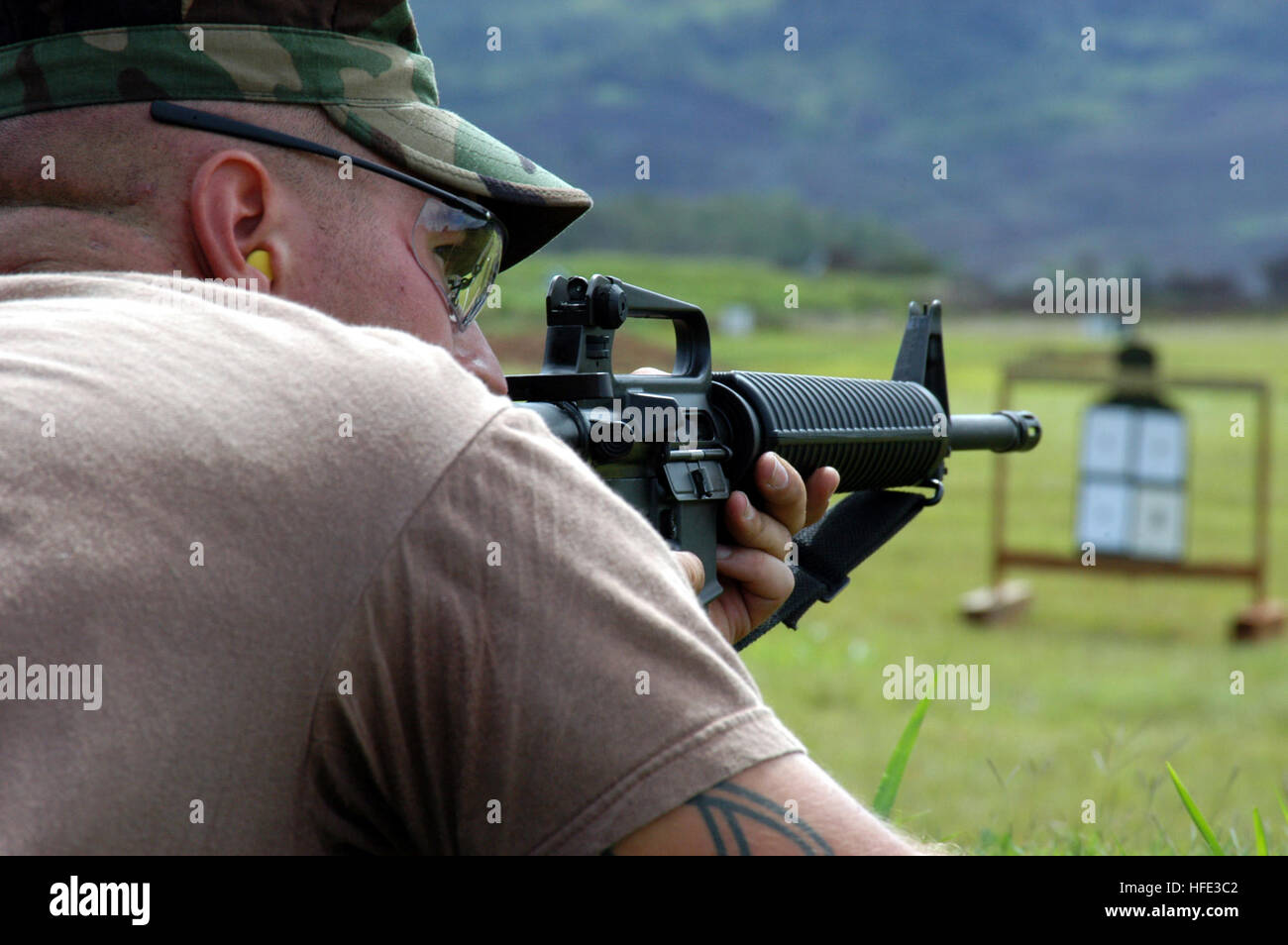 A member of Naval Mobile Construction Battalion 413 requalifies on an M ...